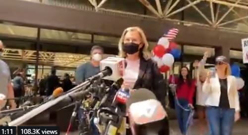 Jailed Salon Owner Freed By TX Supreme Court - Rakes In $500K From ...